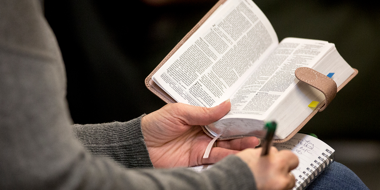 Reading Scripture in Public Worship | Calvin Institute of Christian Worship